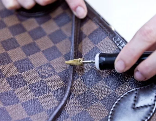 What Is Coated Canvas Material? 4 Key Properties Explained